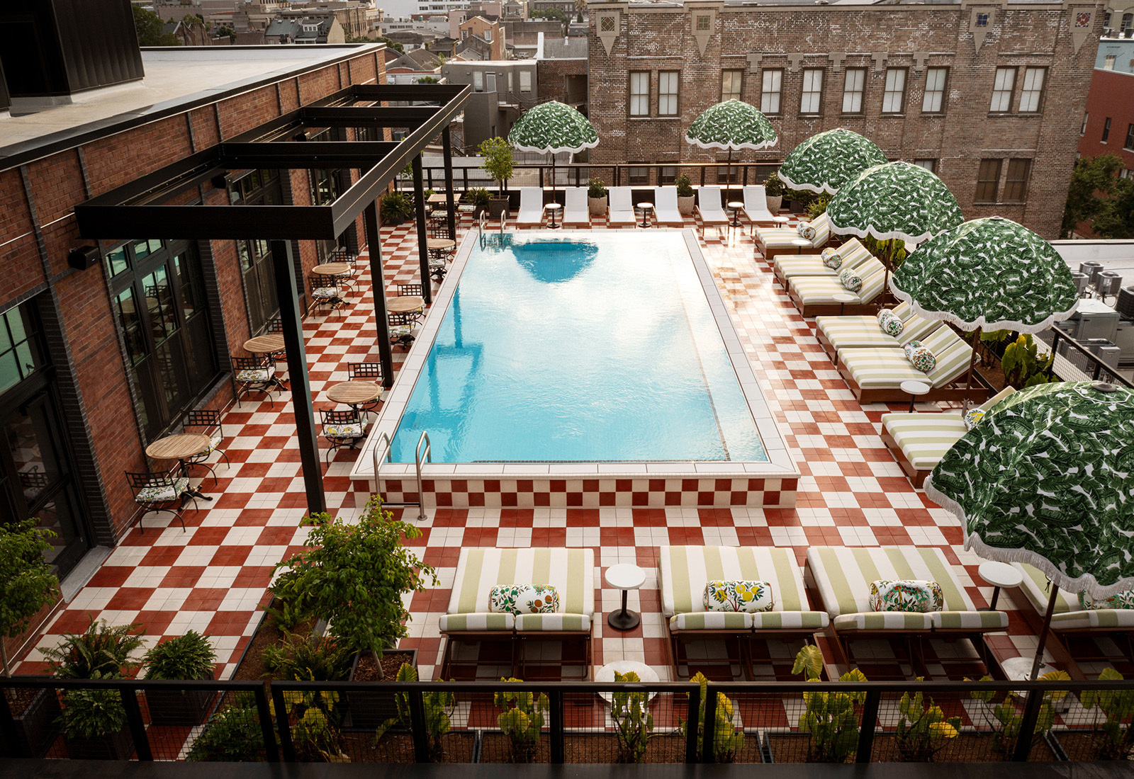 Upscale Apartment-Style Hotel Rooms | Memoir Warehouse District